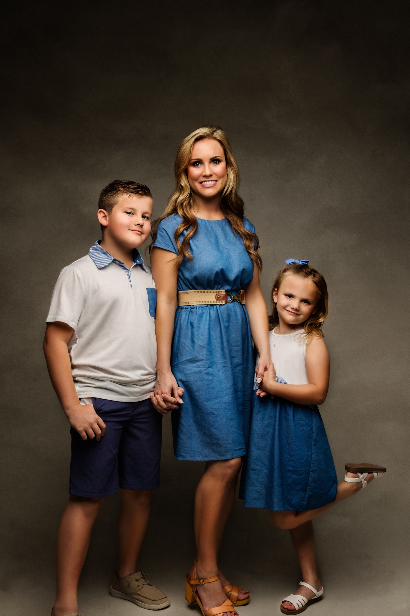 Family & Motherhood Session Pricing | Chylea Denney Photography